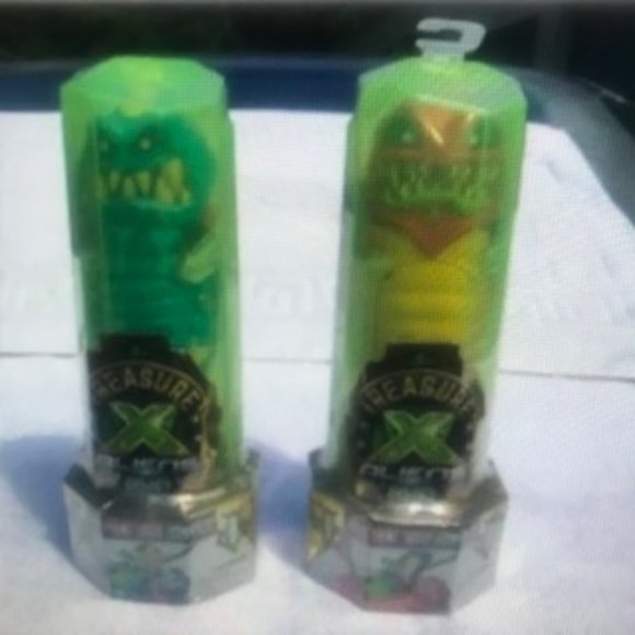 Moose Toys | Toys | 2 Treasure X Aliens Dissection Kit Slime Action ...